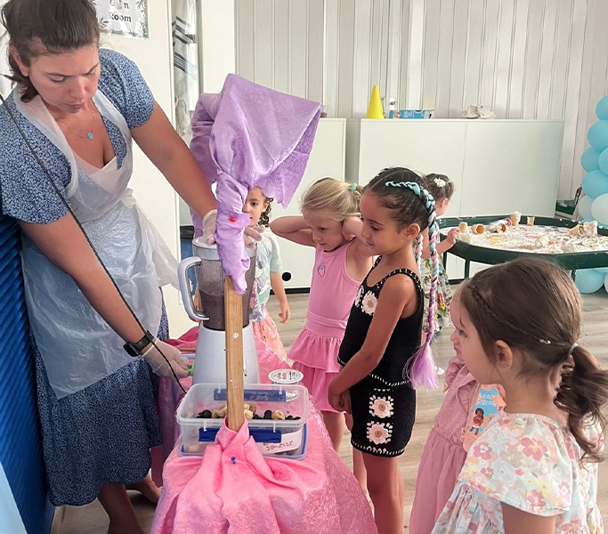 Nursery & Preschool at Mini Miracles – British EYFS, Bilingual Tracks